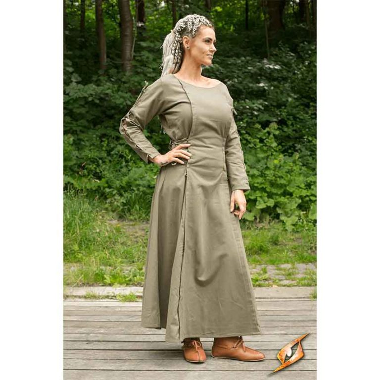 Priestess Dress - MCI-2344 - Medieval Collectibles