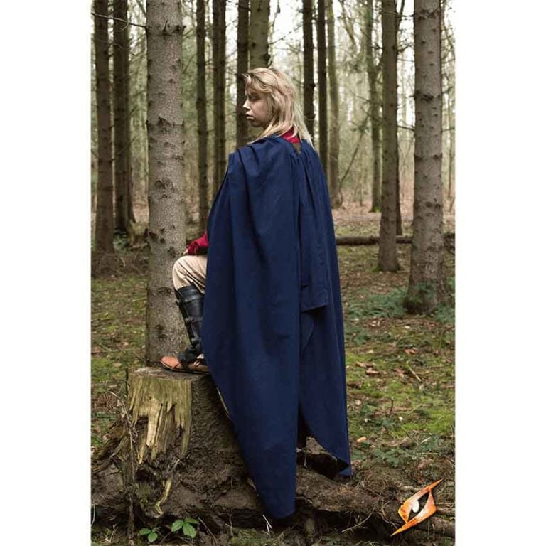Regulus Cape - MCI-3289 - Medieval Collectibles