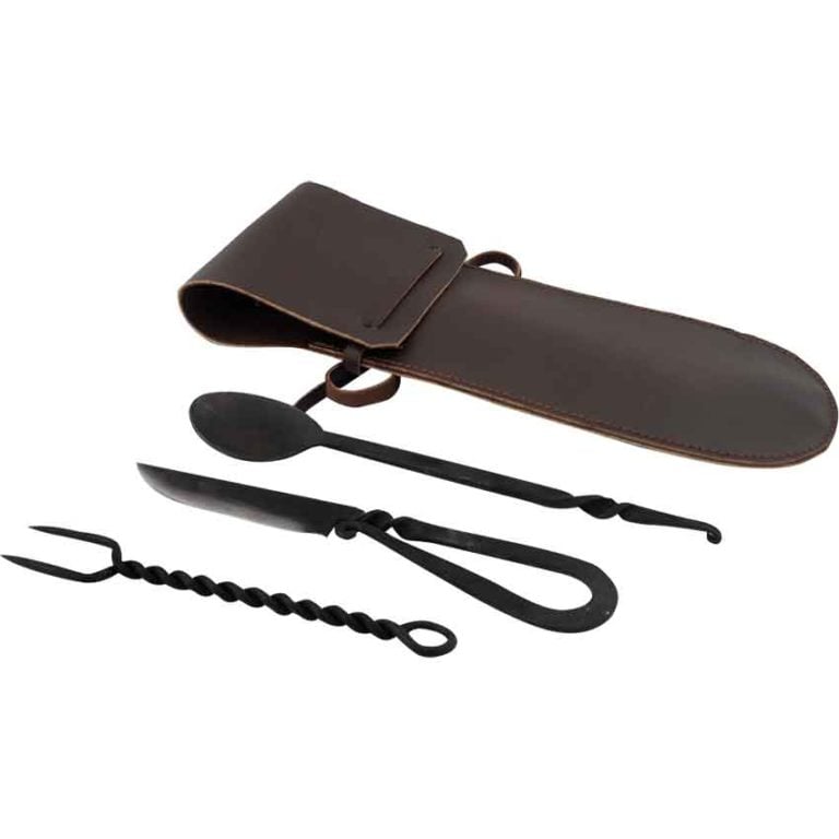 Medieval Plates & Cutlery Sets - Medieval Collectibles