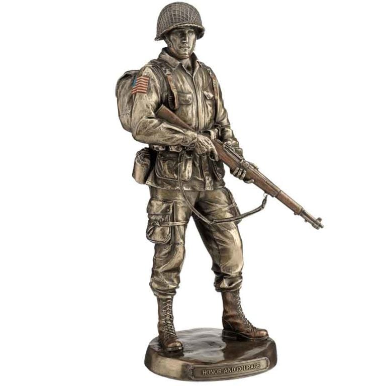 Wounded Soldier Statue - CC11664 - Medieval Collectibles