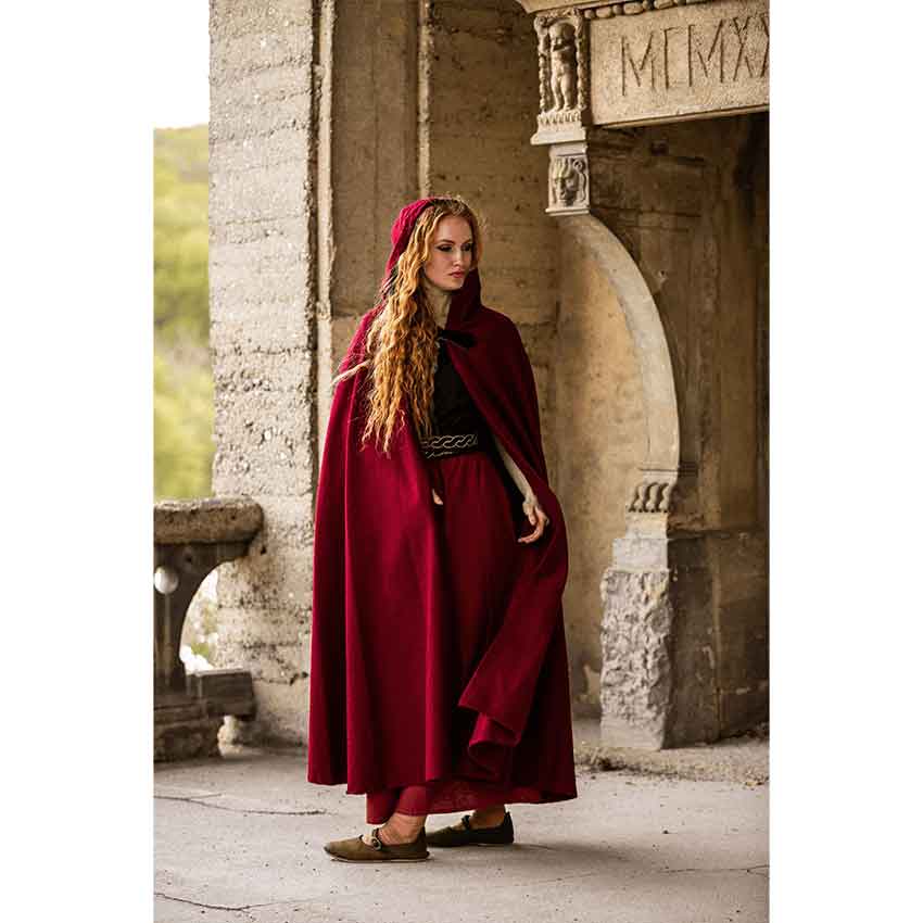 Tjark Wool Cloak with Wolf Clasp - Red